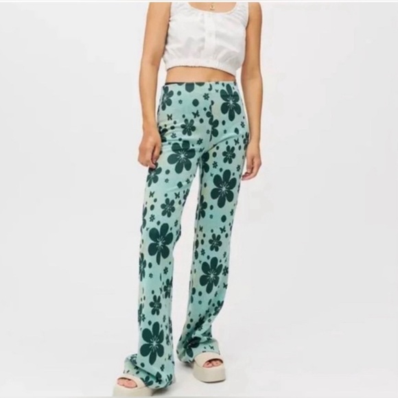 Urban Outfitters | Pants & Jumpsuits | Flower Power Retro Style Pull On ...